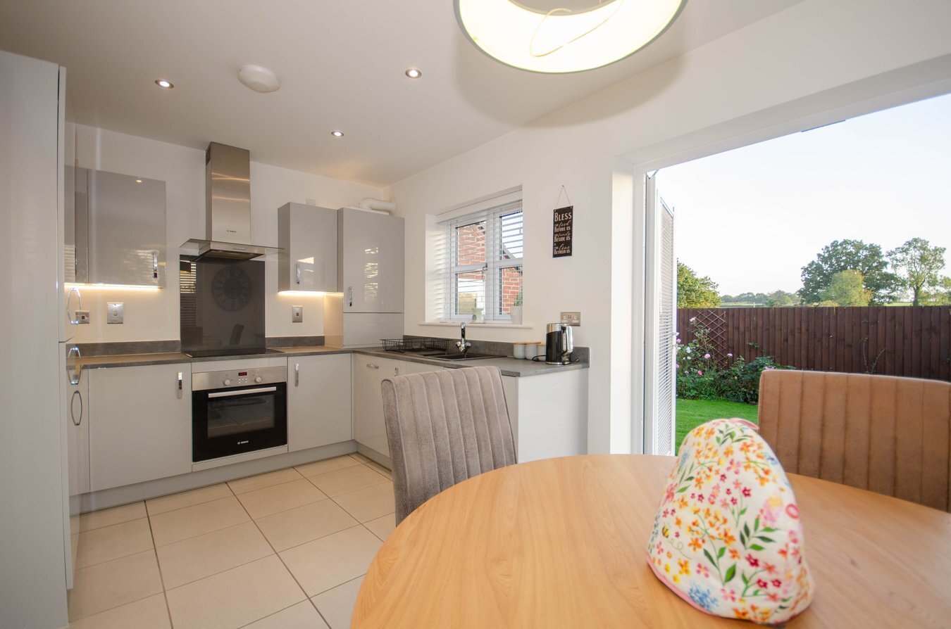 Properties for sale in Long Lawford, Warwickshire