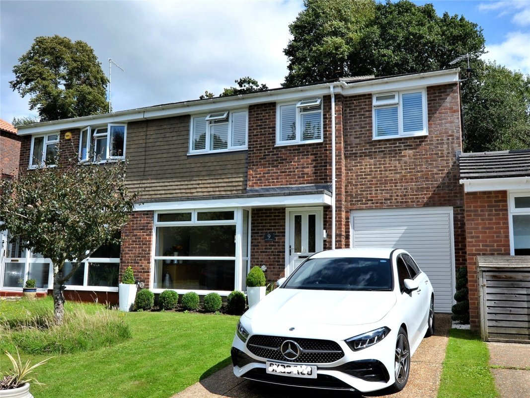 4 Bedroom Property For Sale In Rocks Park Road Uckfield East Sussex