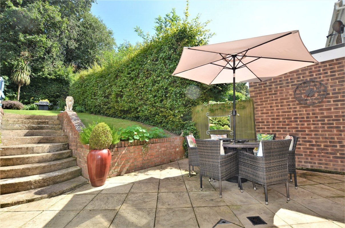4 Bedroom Property For Sale In Rocks Park Road Uckfield East Sussex