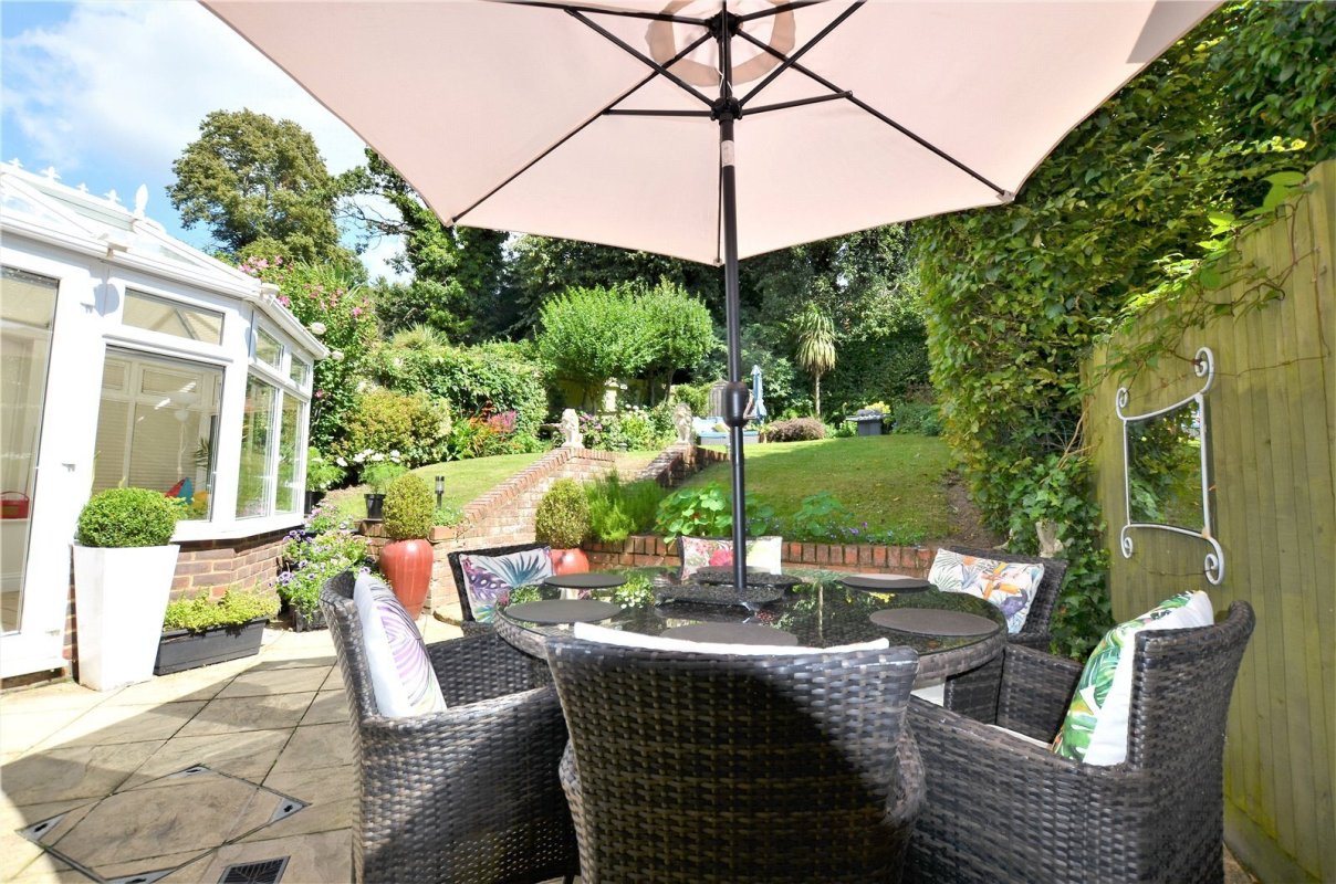 4 Bedroom Property For Sale In Rocks Park Road Uckfield East Sussex