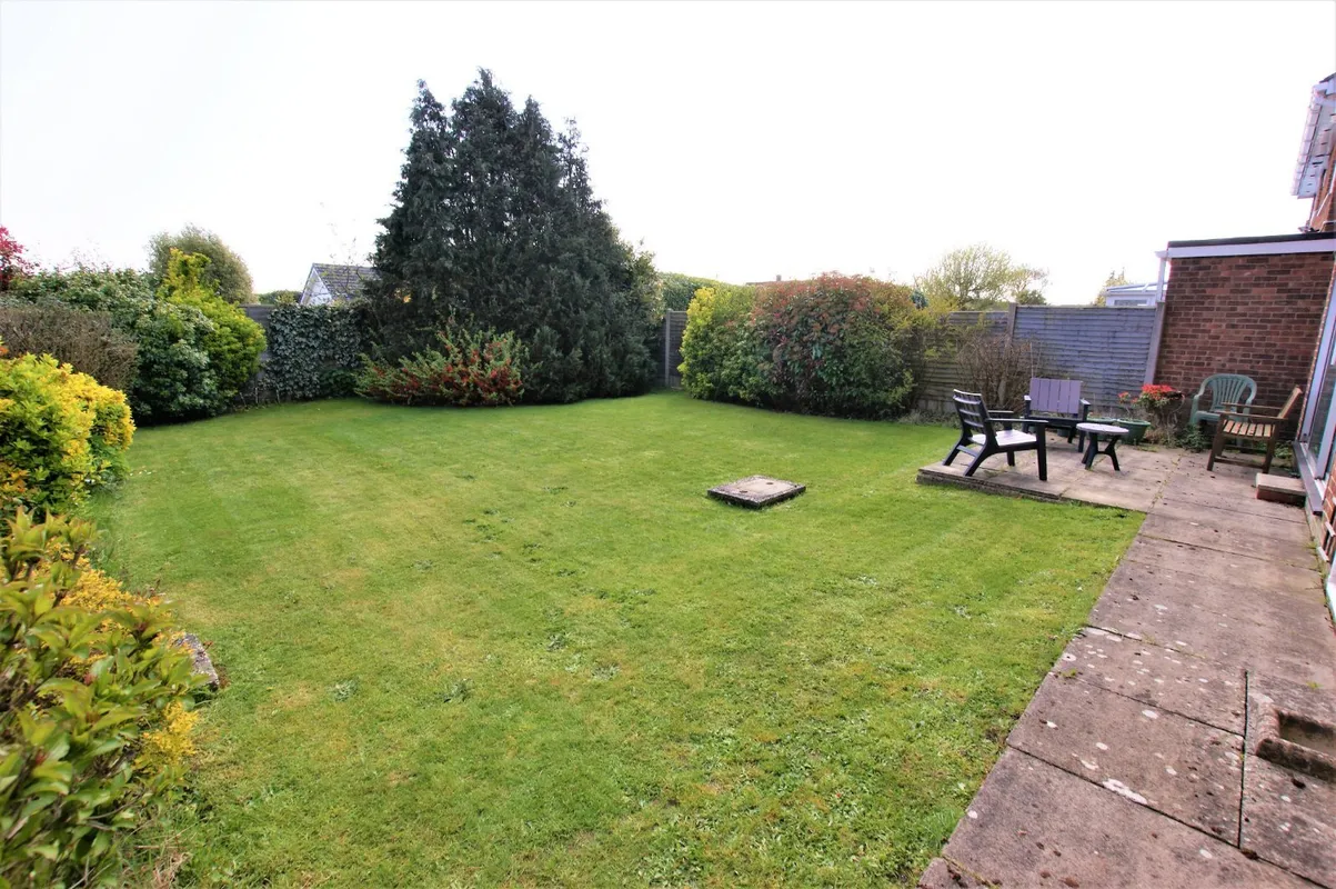 4 bedroom property for sale in Rempstone Road, Wimborne, Dorset, BH21 ...