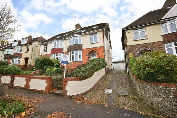 1 bedroom property to let in Hangleton Road, Hove - £1,250 pcm