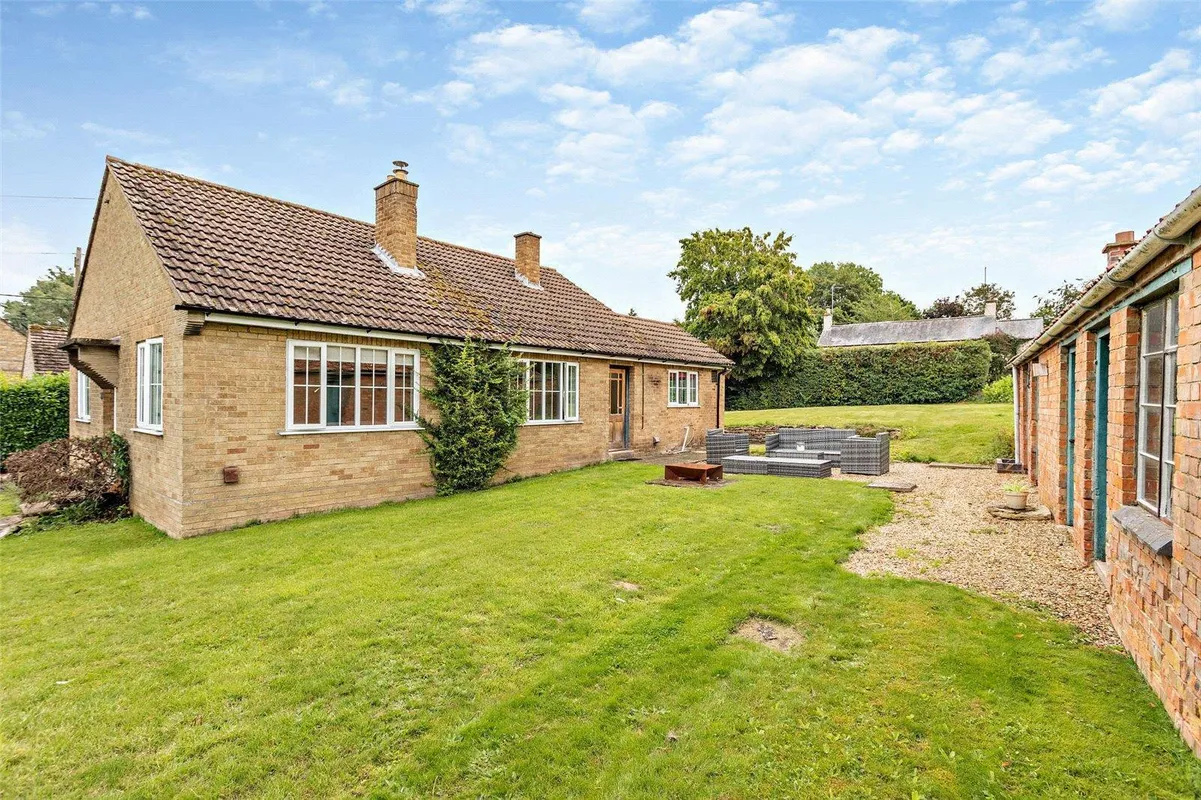 3 bedroom property for sale in Barnwell, Peterborough, Northamptonshire ...