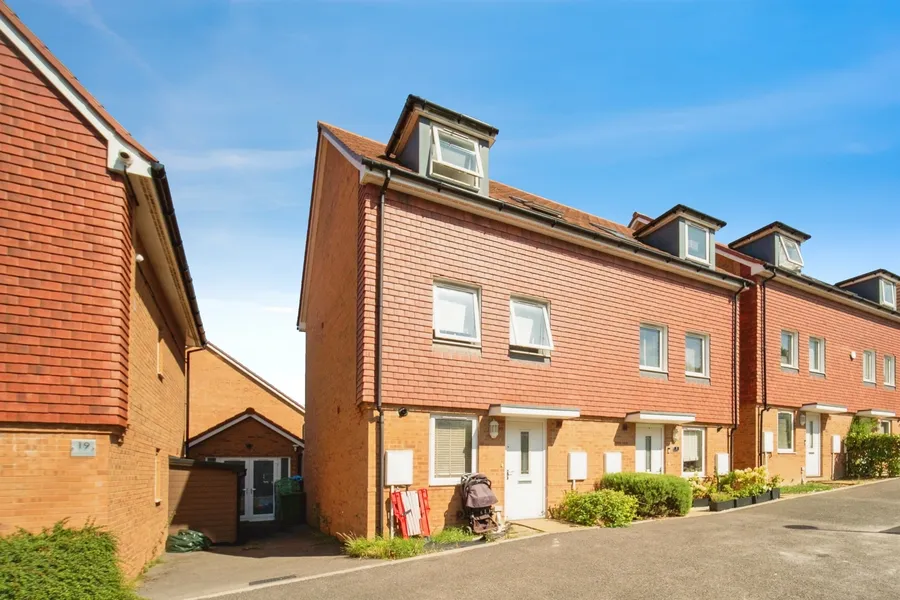 Properties for sale from Basingstoke branch, Connells.