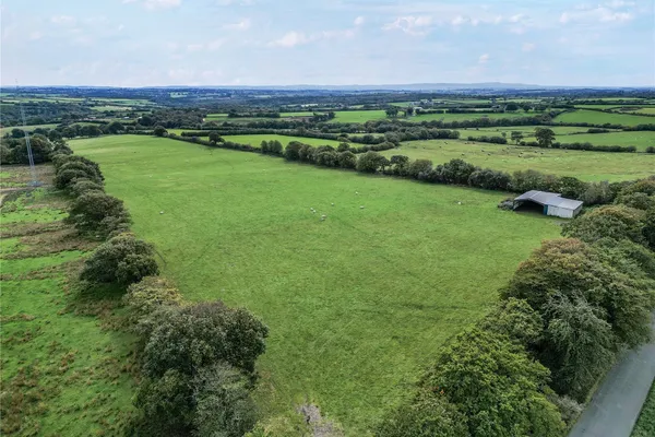 property in Rackenford, Tiverton, Devon, EX16 - Offers in excess of £ ...