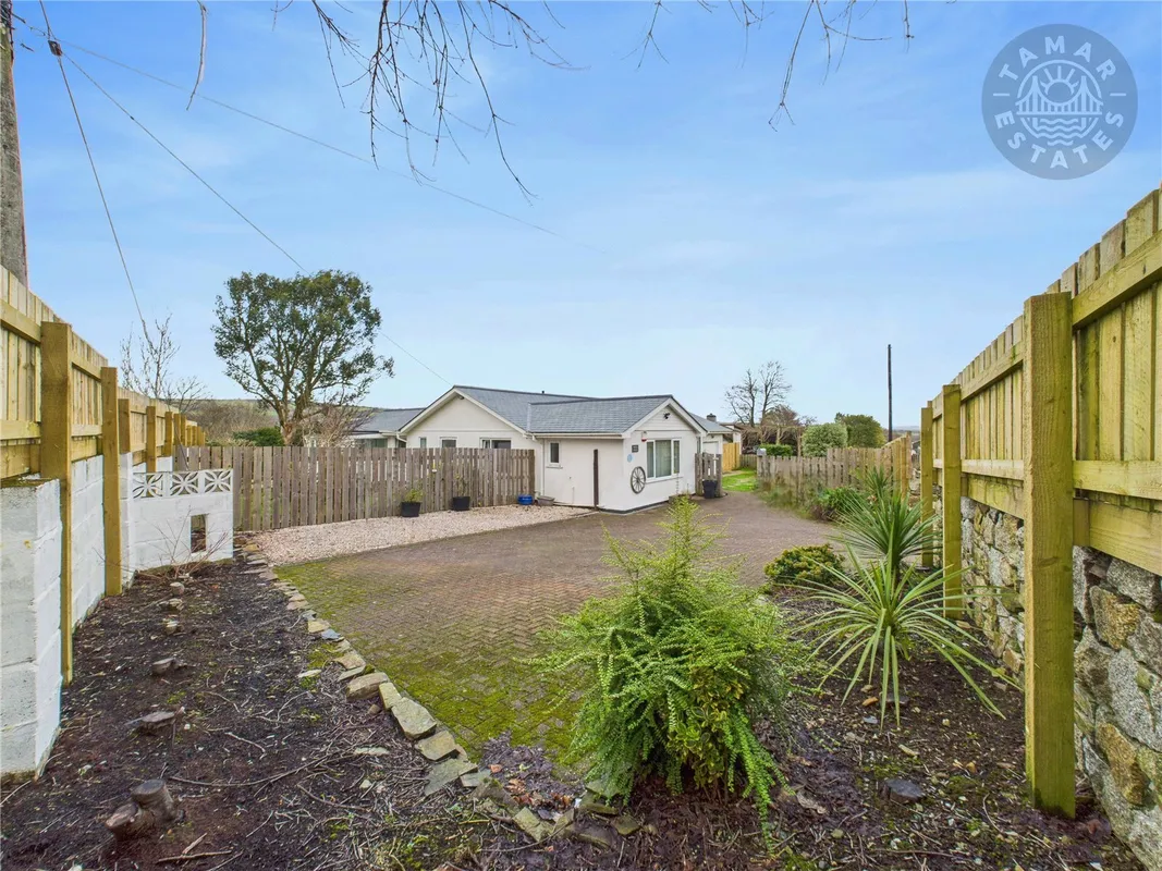 4 bedroom property for sale in Tremar Lane, St. Cleer, Liskeard ...