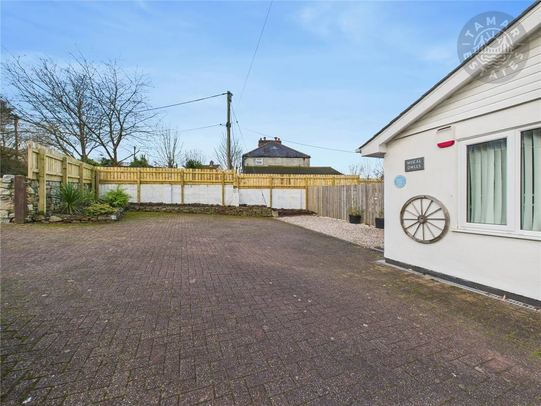 4 bedroom property for sale in Tremar Lane, St. Cleer, Liskeard ...