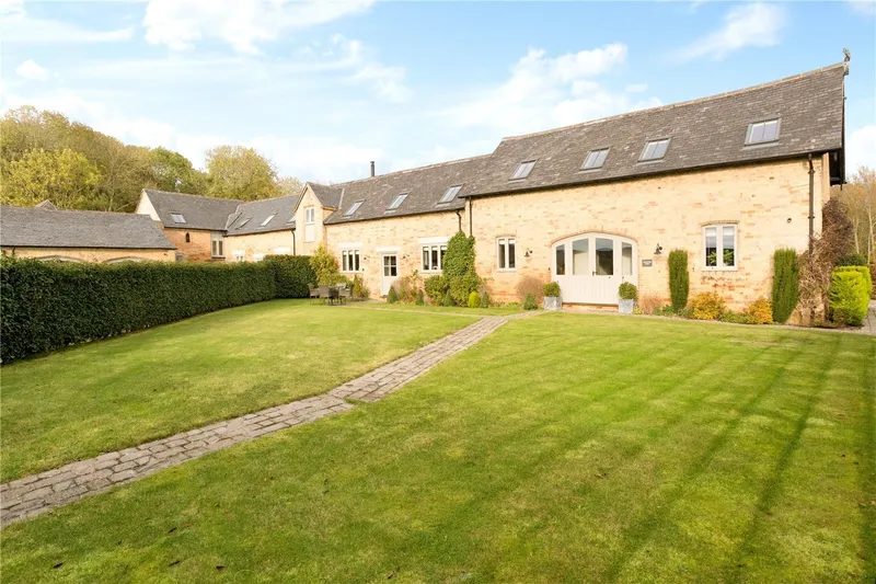 3 bedroom property for sale in Chadshunt, Near Kineton, CV35 - Guide ...