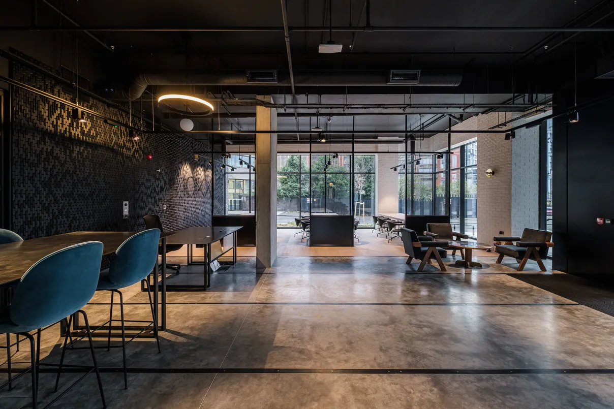 Enclave Kings Cross Luxury Apartments - Modern Living by the Canal