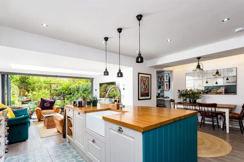 Indoor/outdoor entertaining spaces | Estate Agents London | Letting ...